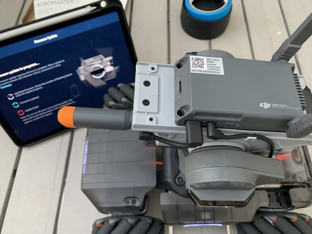 DJI Robomaster S1 Endmontage - Specialization is for insects